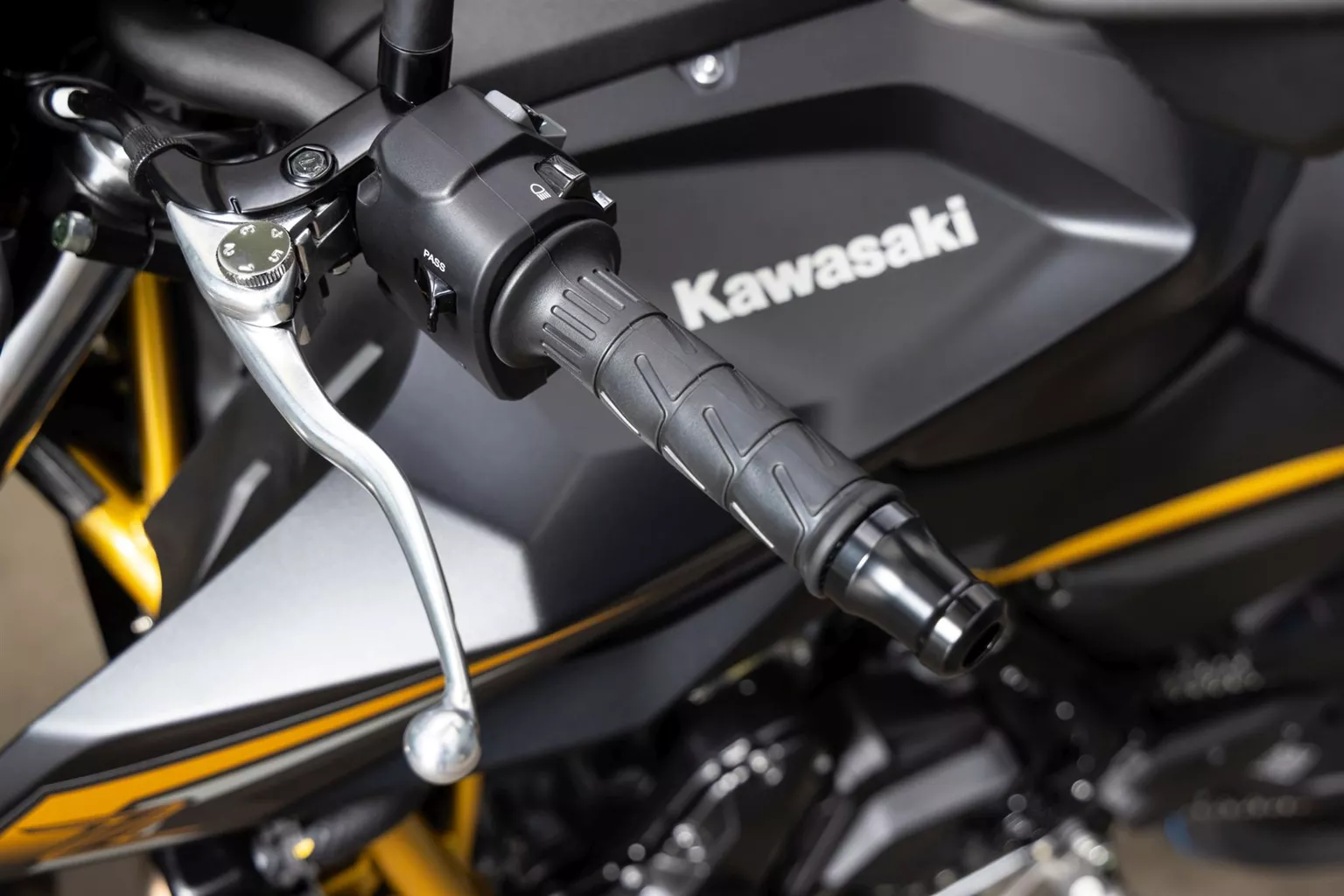 Kawasaki Z650 S 2026 Review: Enhanced Comfort and Riding Pleasure