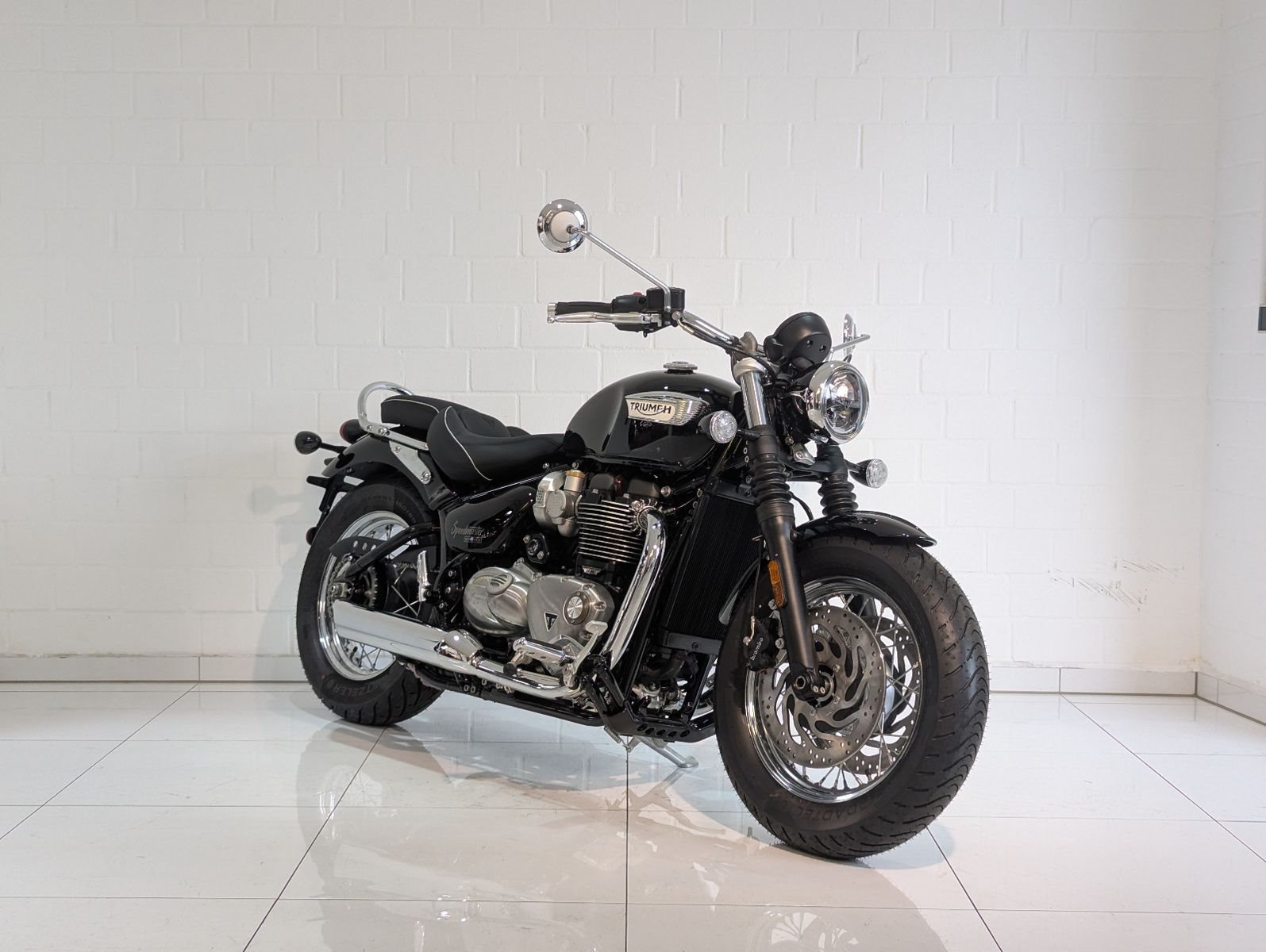 Motorrad Triumph Bonneville Speedmaster, JET BLACK , Baujahr: , 0 km ...
