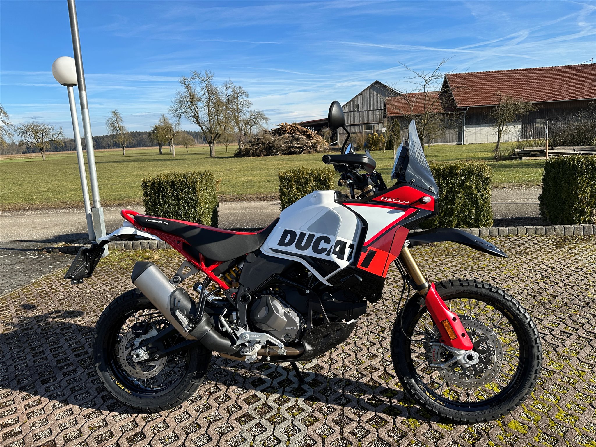 Neumotorrad: Ducati DesertX Rally, Baujahr: 2025, 26.595,00 EUR