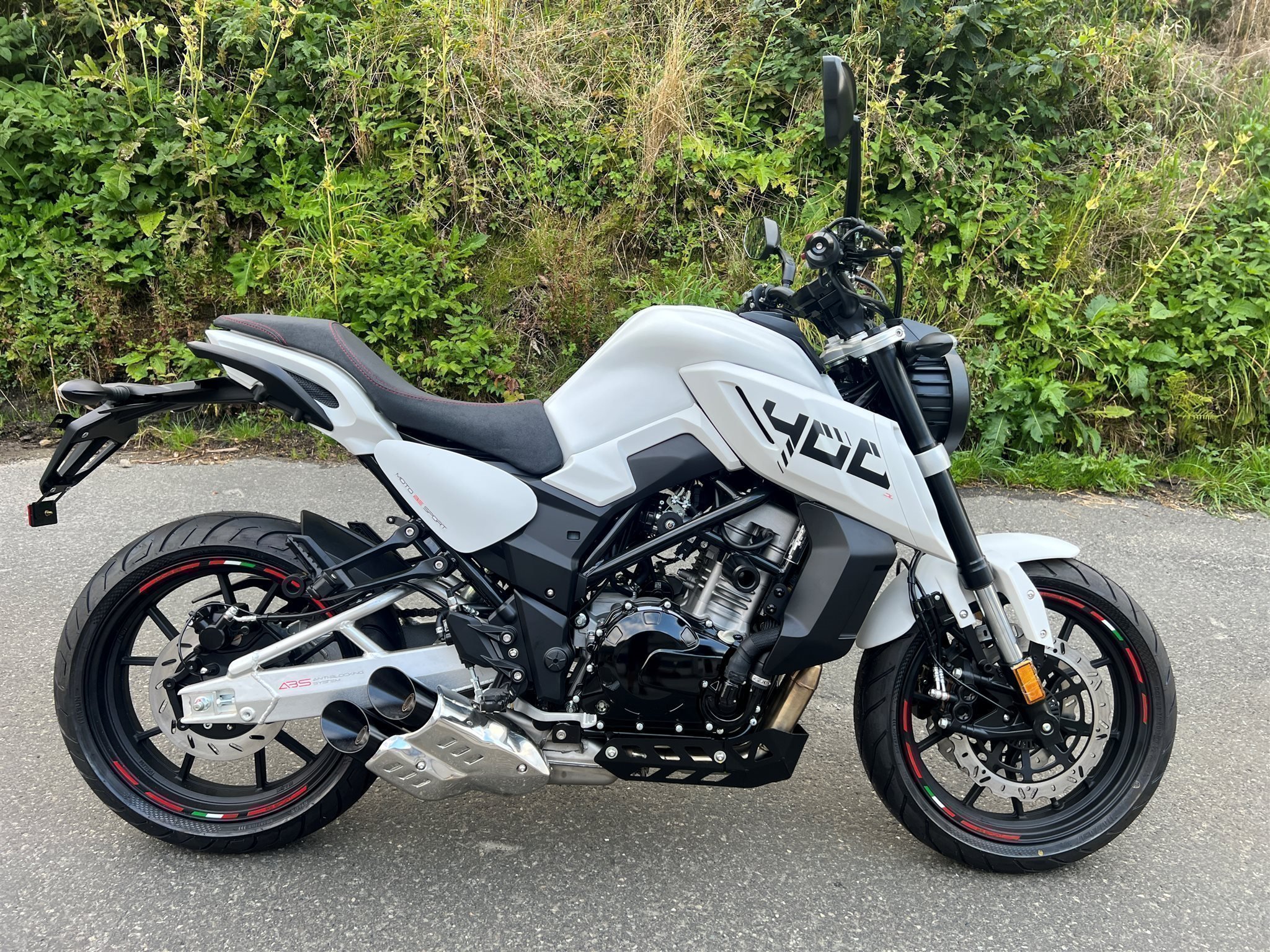 Neumotorrad: Motobi DL 400, Baujahr: 2025, 3.999,00 EUR