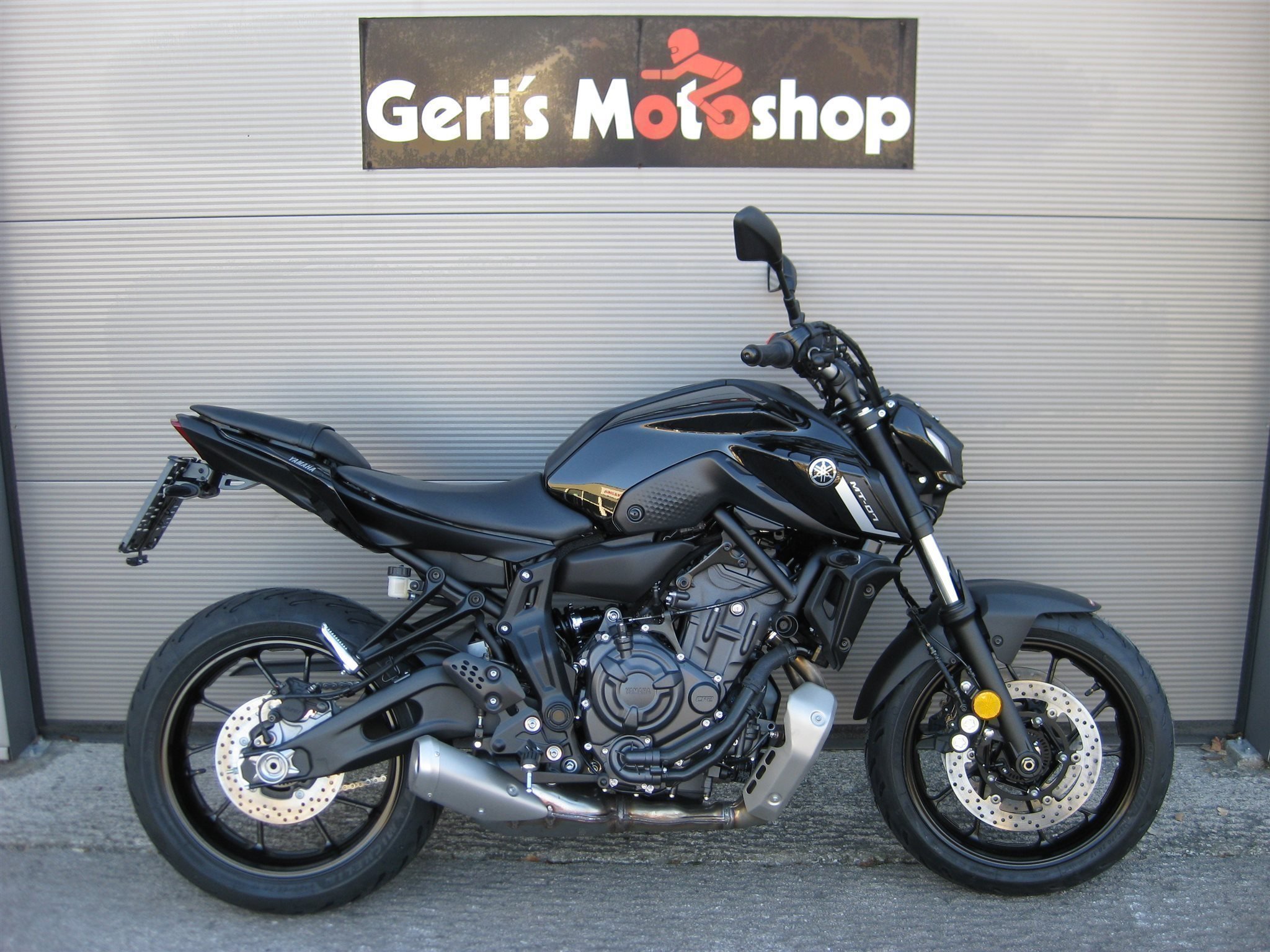 Neumotorrad: Yamaha MT-07 Pure, Baujahr: 2024, 8.390,00 EUR