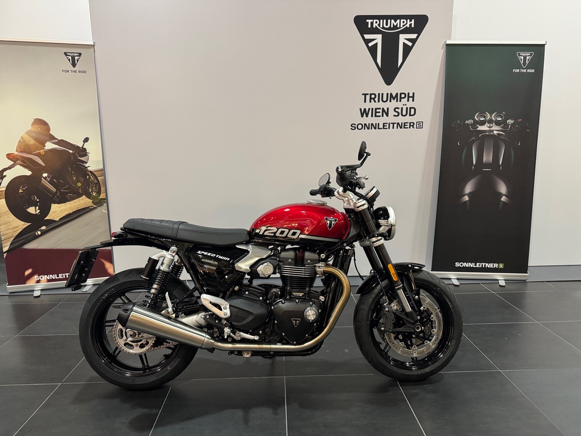 Motorrad Triumph Speed Twin 1200, Rot DD5 MY25, Baujahr: , 5 km , Preis ...