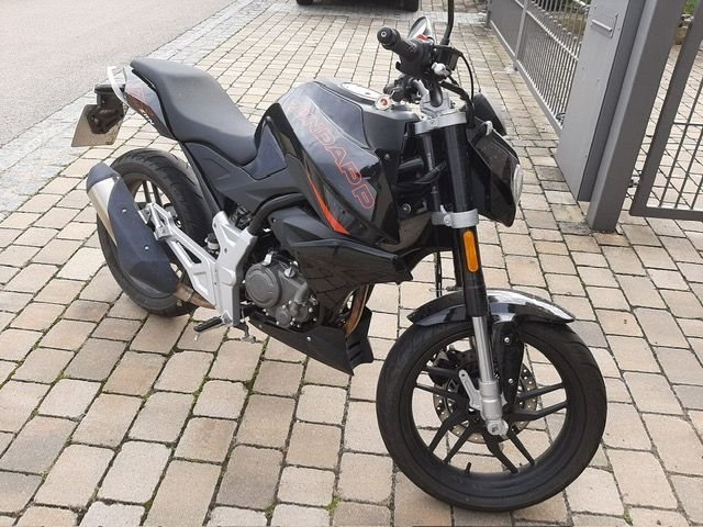 Gebrauchte Zündapp ZXN 125 Naked, EZ: 2020, 1.676 km, 1.900,00 EUR