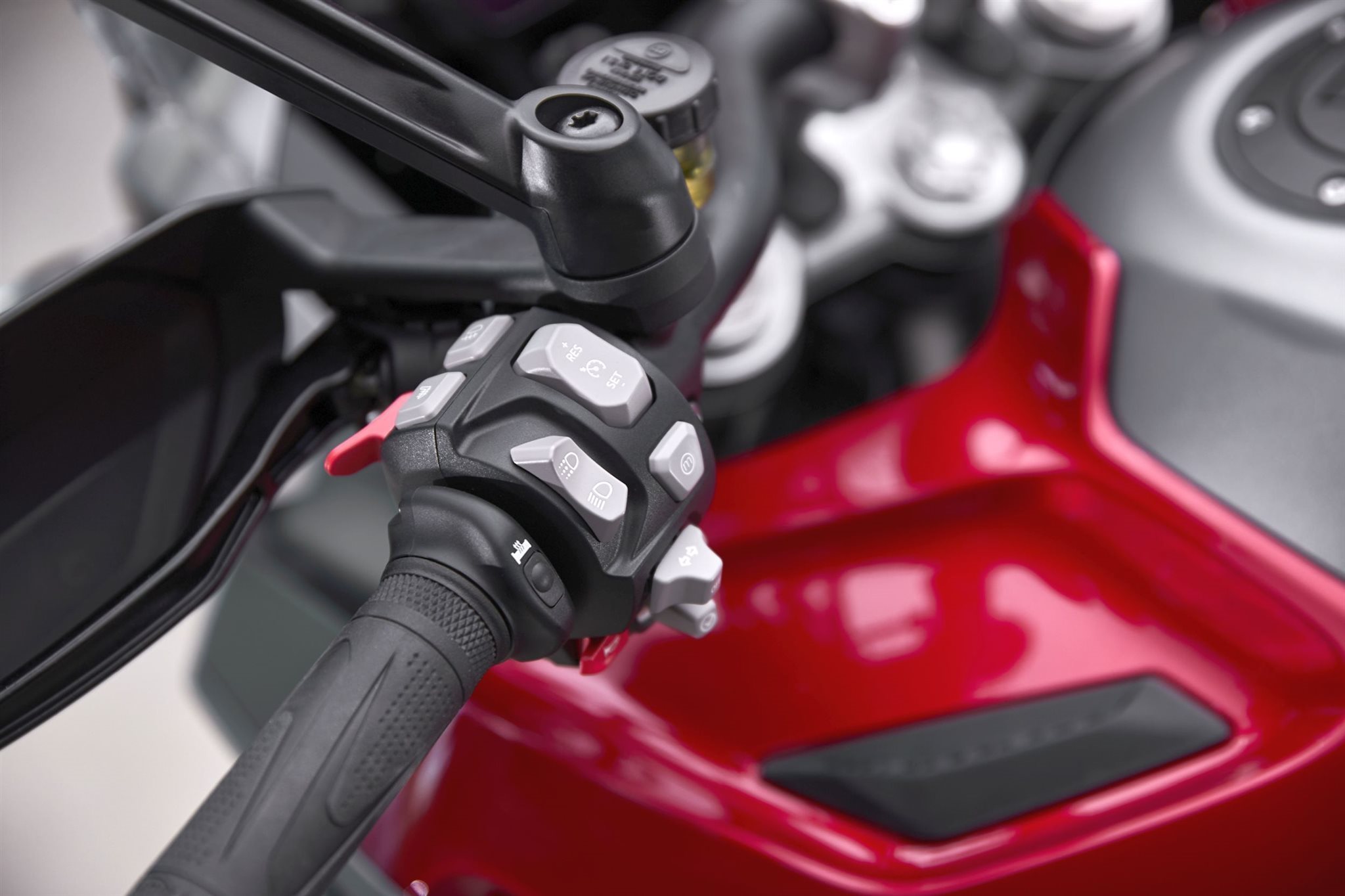 Motorrad Triumph Tiger 1200 GT Explorer, rot Teilzahlung € 269,- 4 ...