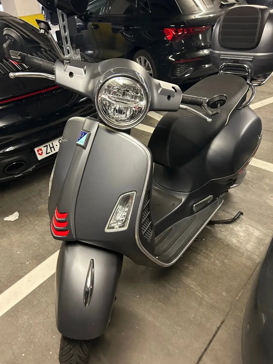 Schne Vespa Gts 300 Hpe Ebenbild