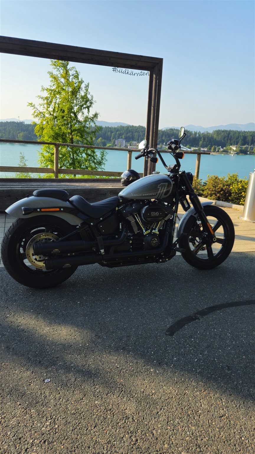 Gebrauchte Harley-Davidson Softail Street Bob 114 FXBBS, EZ: 2023, 5. ...