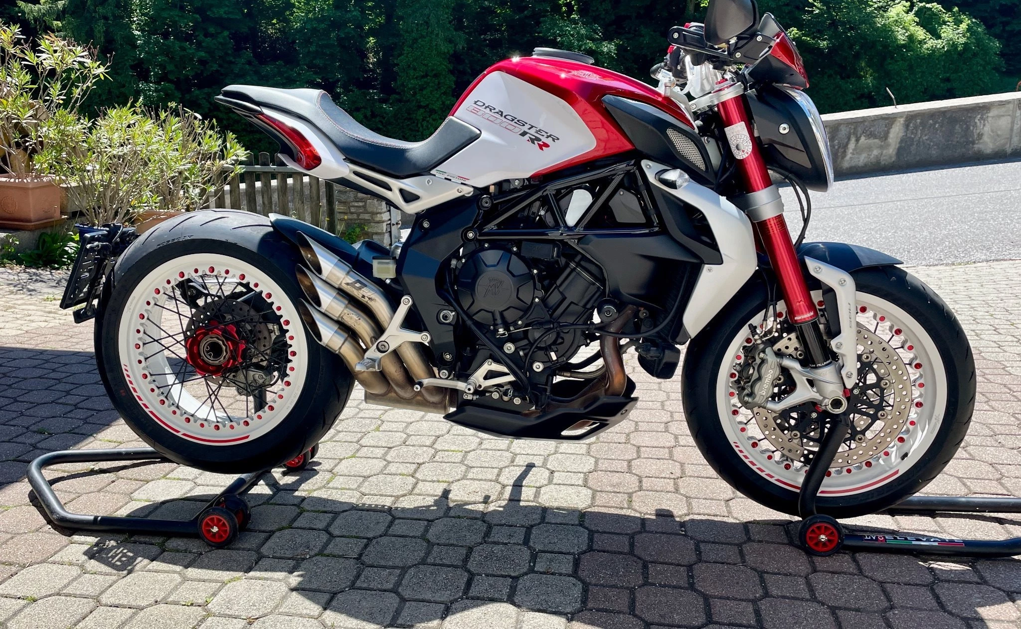 Gebrauchte MV Agusta Brutale 800 RR, EZ: 2016, 14.544 km, 15.300,00 EUR