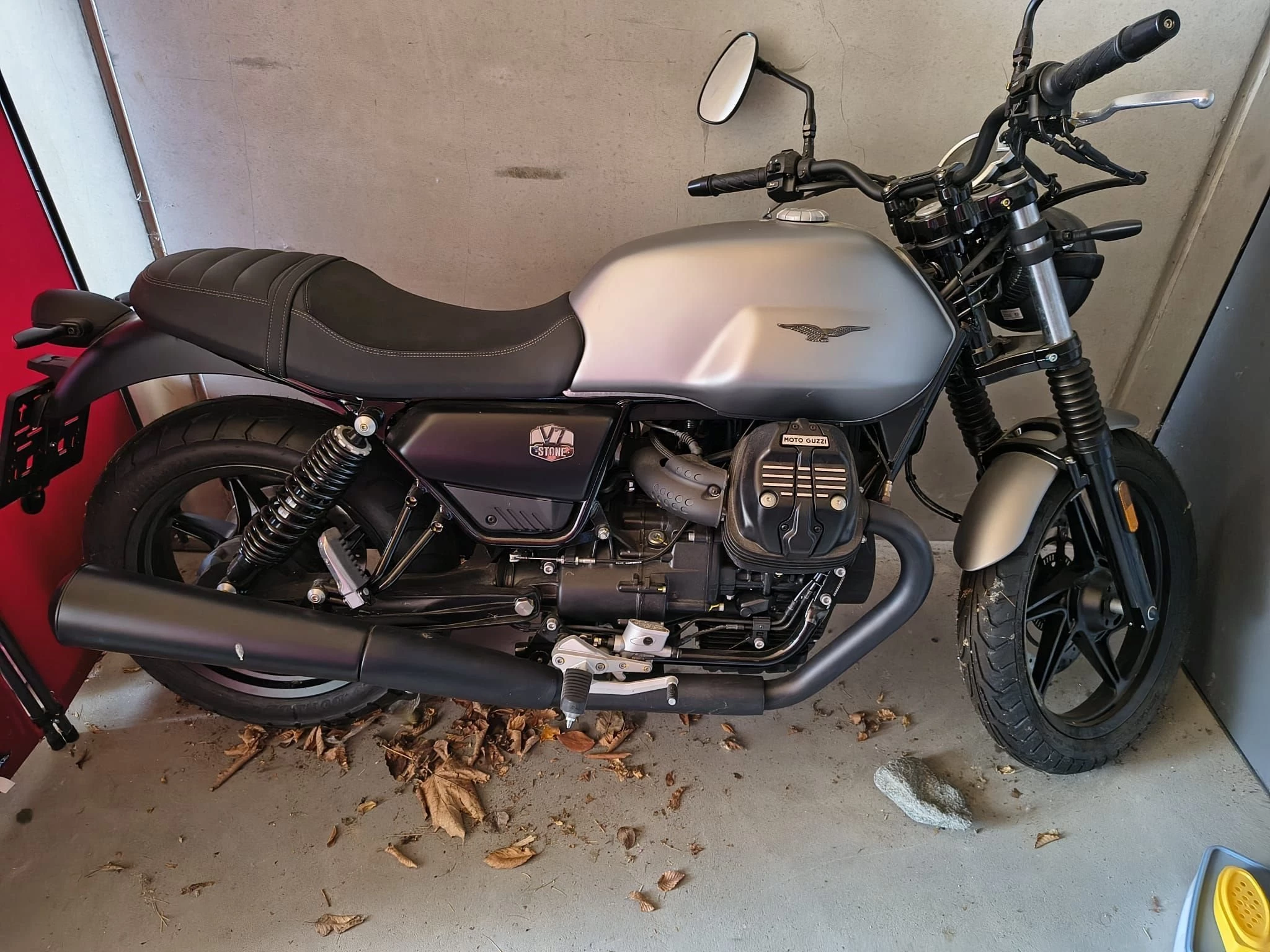 Gebrauchte Moto Guzzi V7 Stone, EZ: 2024, 7 km, 10.000,00 EUR