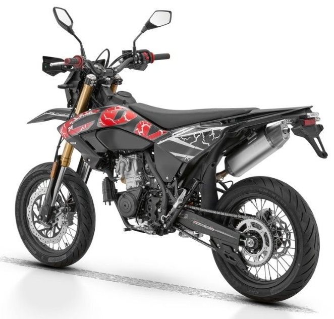 Neumotorrad: QJ Motor COV 125 SM, Baujahr: 2026, 3.999,00 EUR