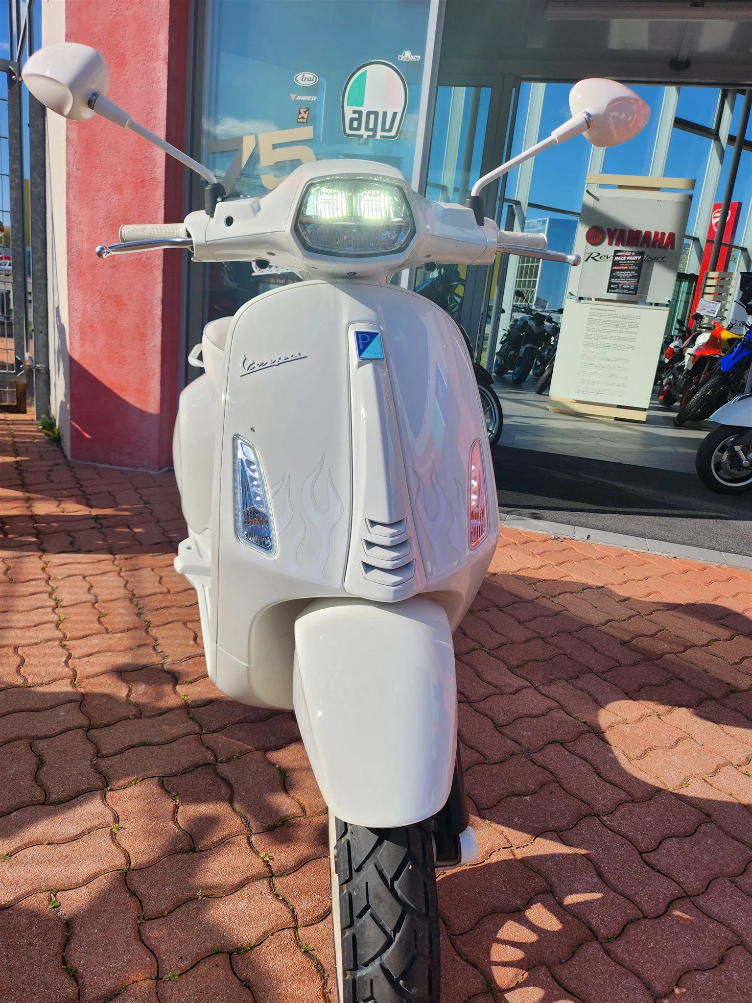 Gebrauchte Vespa Sprint 125, EZ: 2024, 921 km, 4.990,00 EUR