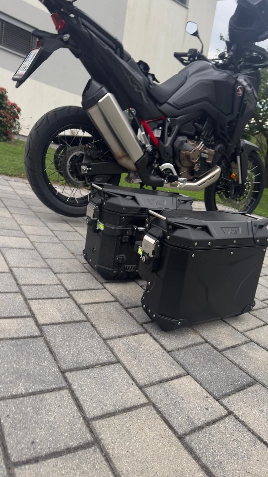 Gebrauchte Honda CRF1100L Africa Twin DCT, EZ: 2025, 12.200 km, 16.500 ...