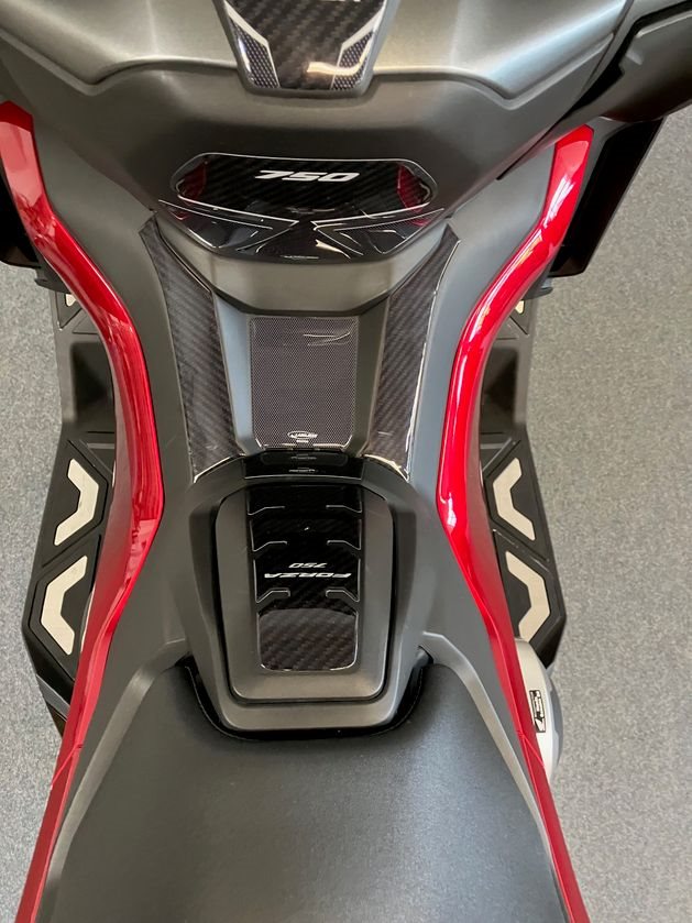 Gebrauchte Honda Forza 750, EZ: 2025, 725 km, 10.990,00 EUR