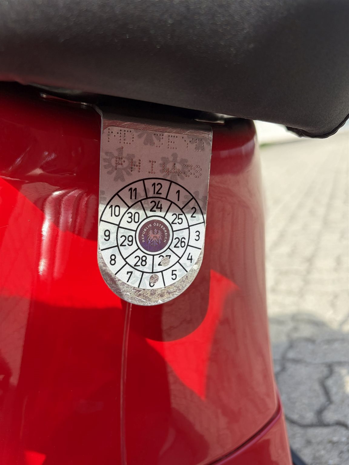 Gebrauchte Vespa GTS 125 i.e. Super Sport, EZ: 2011, 7.007 km, 4.000,00 EUR