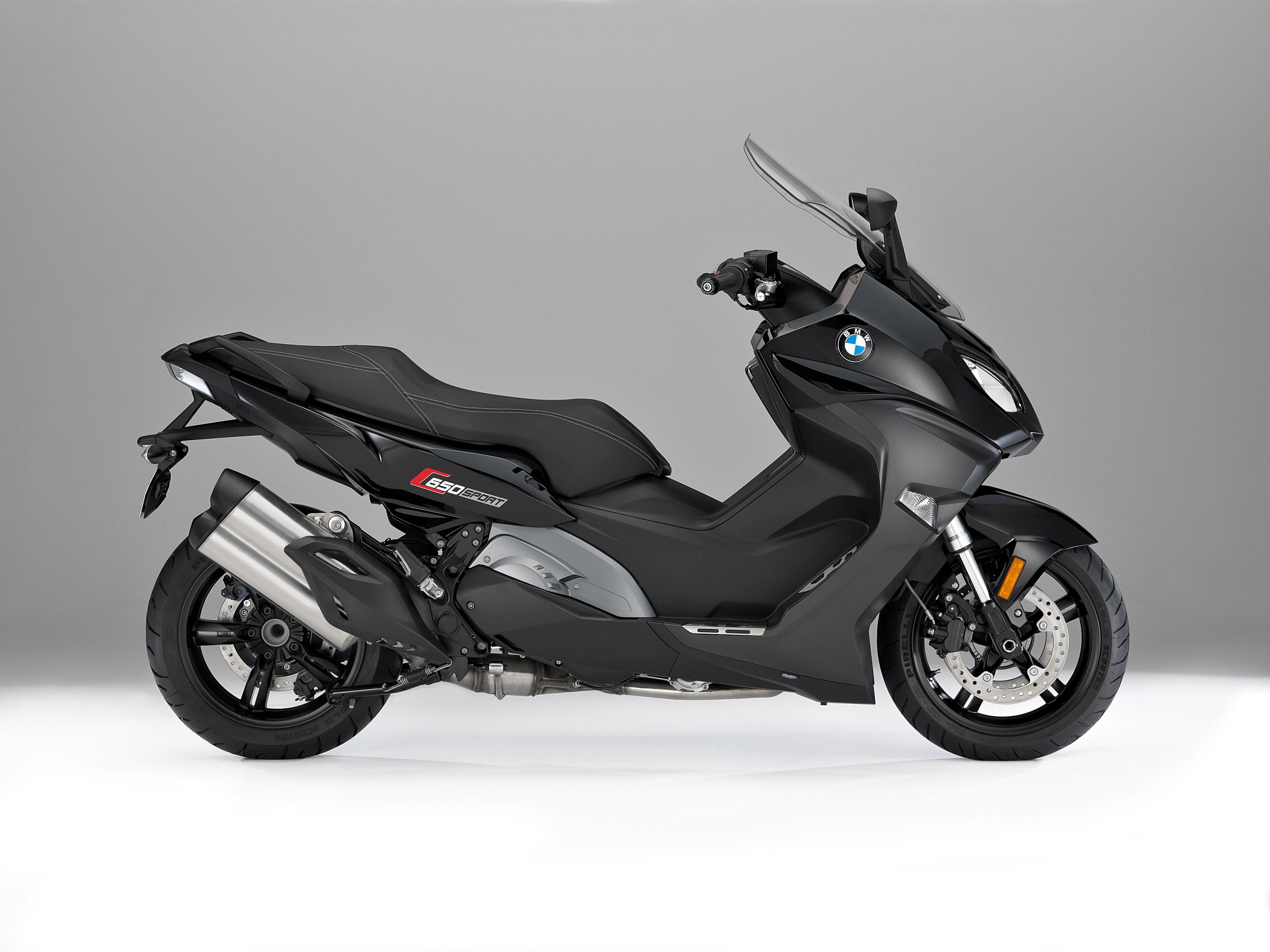 Motorrad Vergleich Honda X-ADV 2017 vs. BMW C 650 Sport 2017