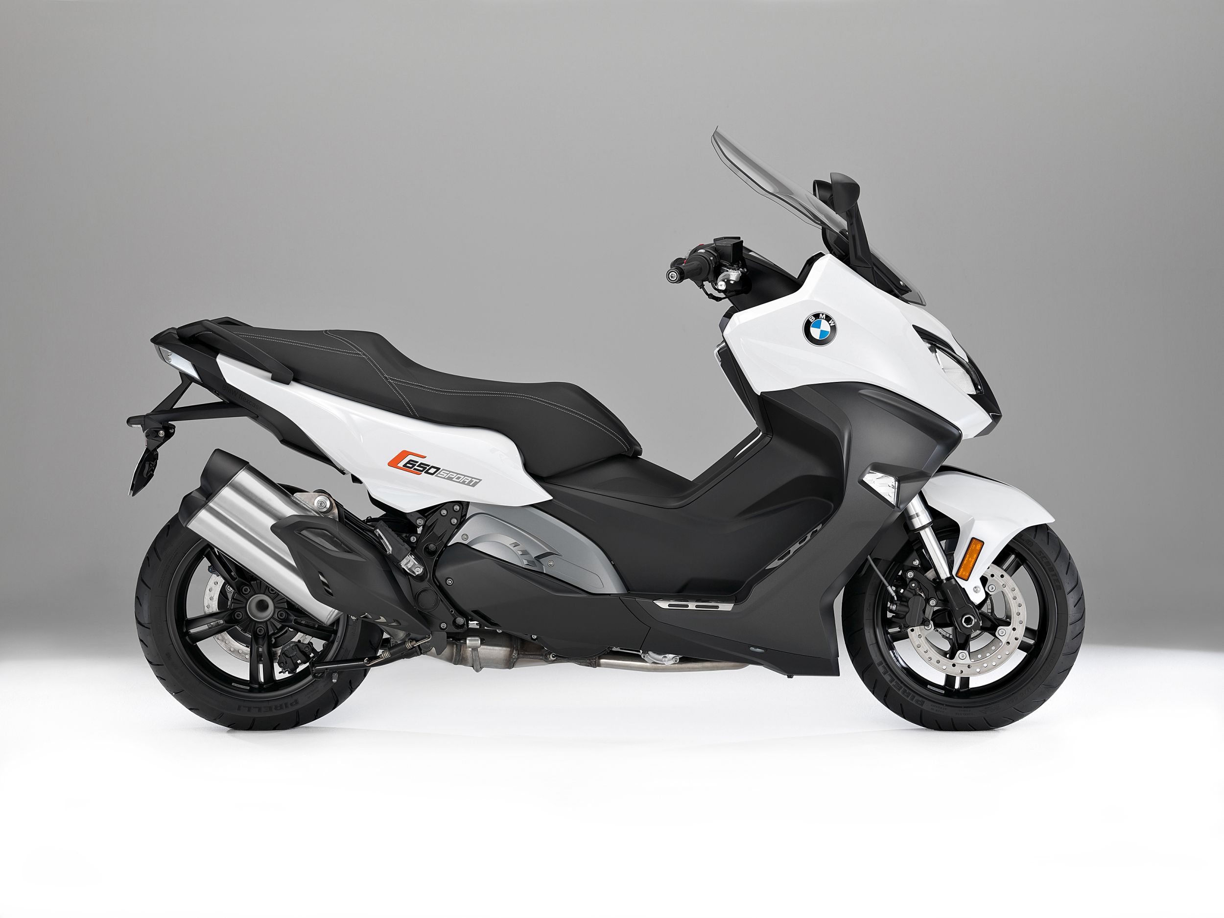 Motorrad Vergleich Honda X-ADV 2017 vs. BMW C 650 Sport 2017