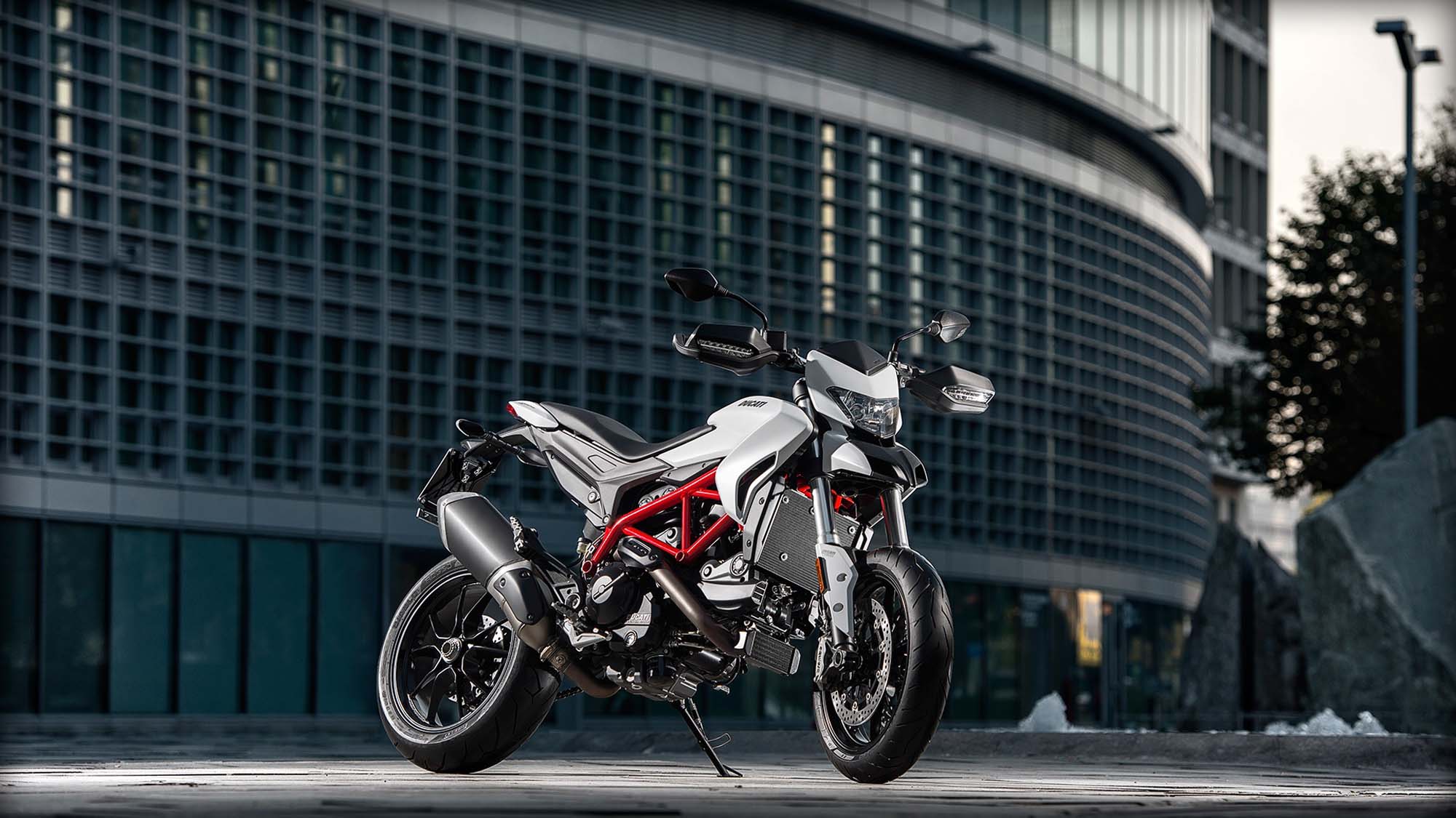 Gebrauchte und neue Ducati Hypermotard 939 Motorräder kaufen