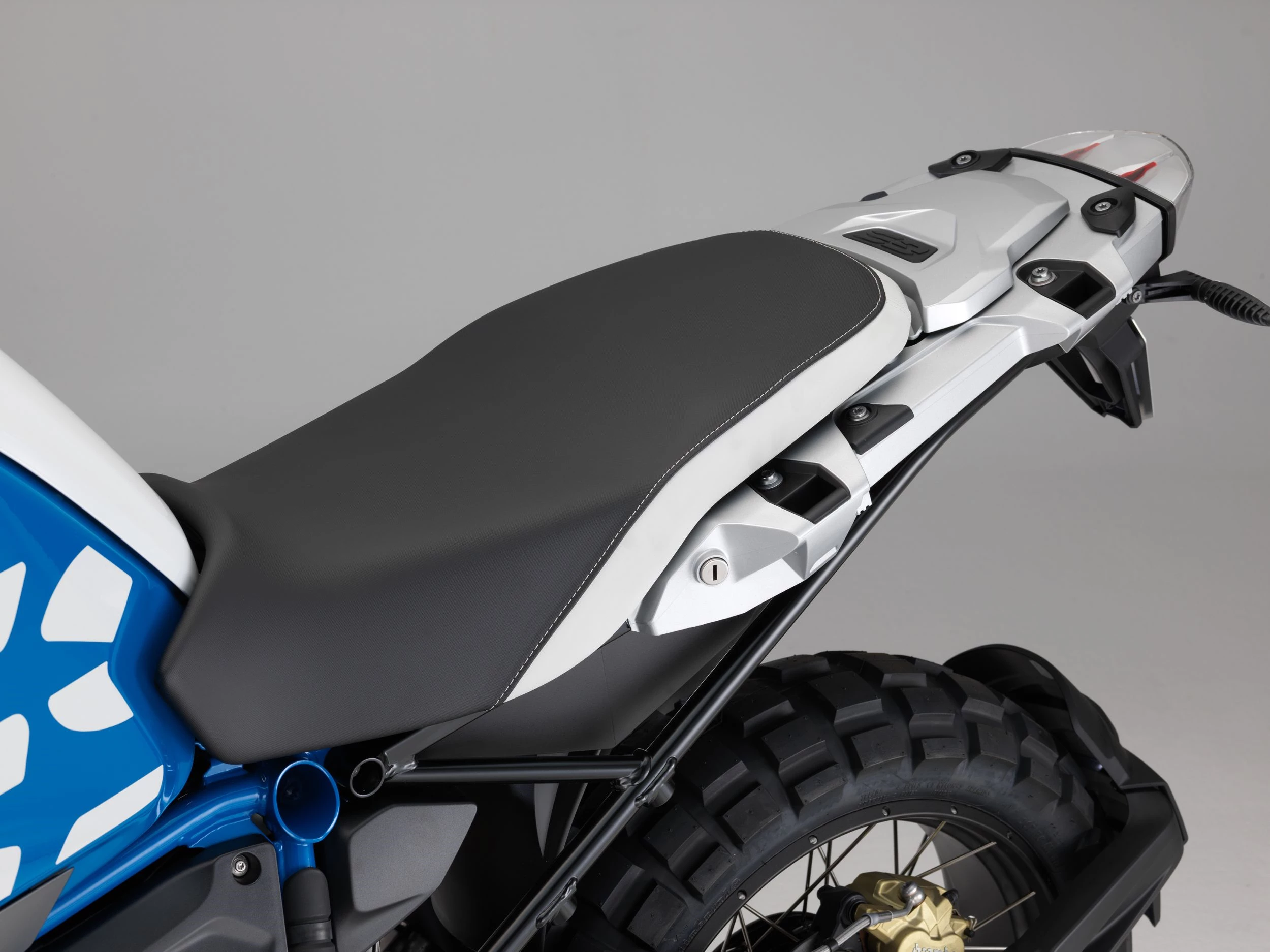 Motorrad Vergleich Ducati Multistrada V4 Rally 2025 vs. BMW R 1200 GS ...