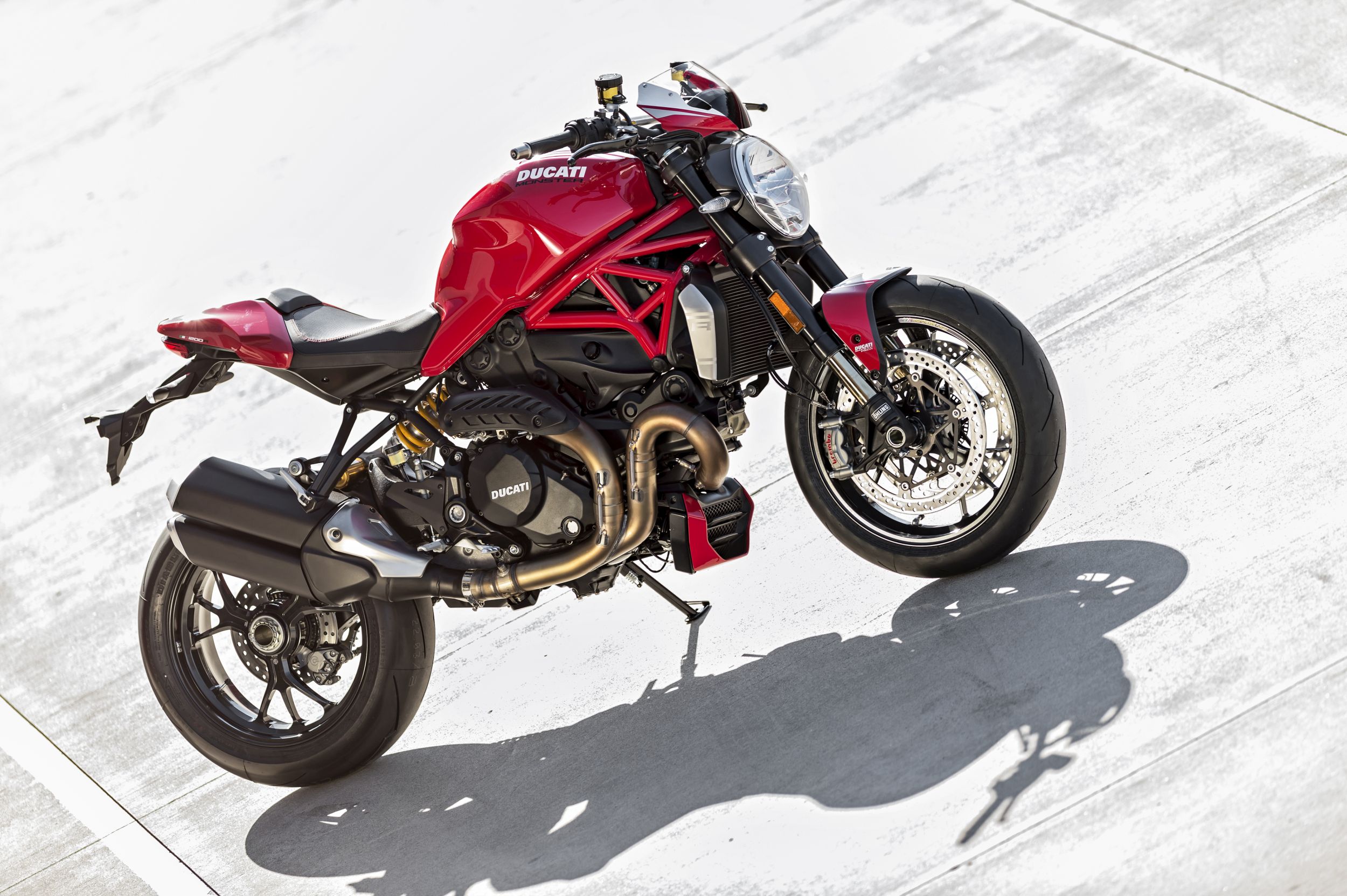 Motorrad Vergleich Ducati Monster 1200 R 2019 vs. Ducati Streetfighter ...