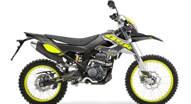 Motorrad Vergleich United Motors UM DSR EX 125 2022 vs. Zündapp ZXM 125 ...