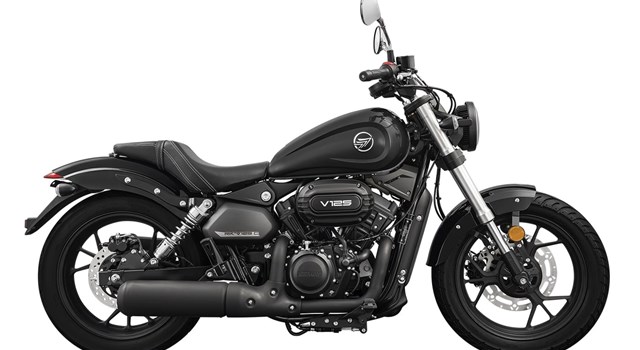 Motorrad Vergleich Keeway V-Cruise 2023 vs. Keeway RKV 125C 2023