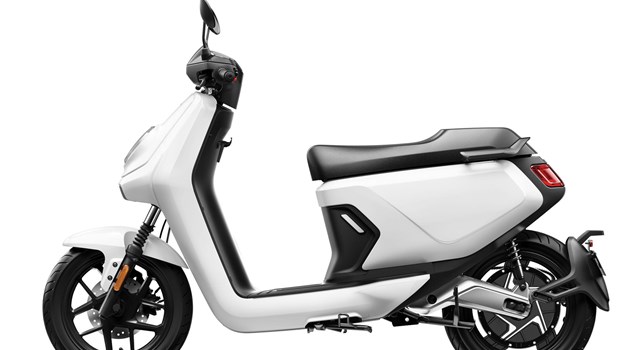 Motorrad Vergleich Super Soco CPx 2023 vs. NIU MQi GT EVO 2023