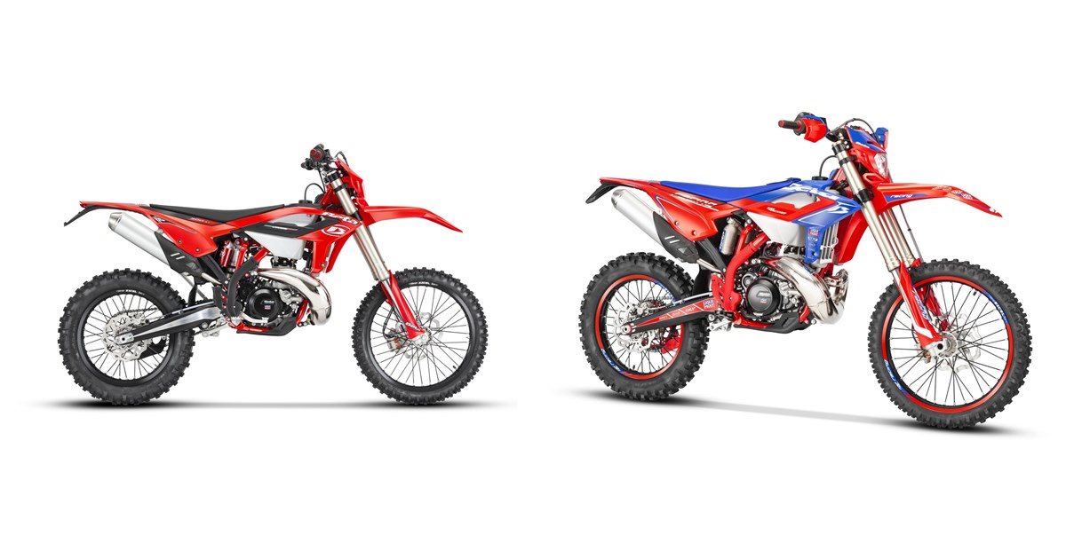 Motorrad Vergleich Beta RR 300 2T 2023 vs. Beta RR 300 Racing 2023