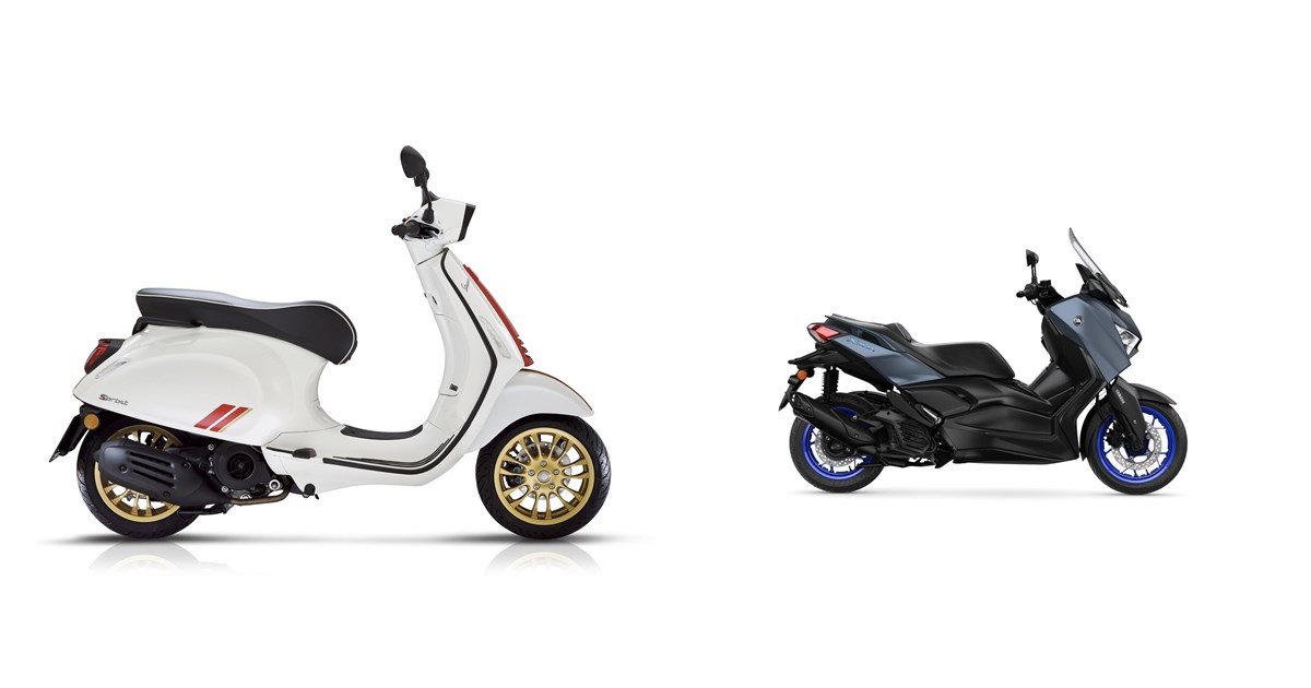 Vespa Sprint 125 Racing Sixties 2020 vs Yamaha XMAX 125 2023