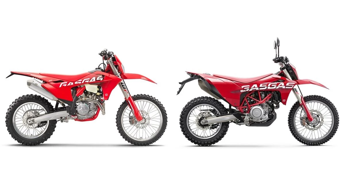 Motorrad Vergleich GASGAS EC 500F 2024 vs. GASGAS ES 700 2023