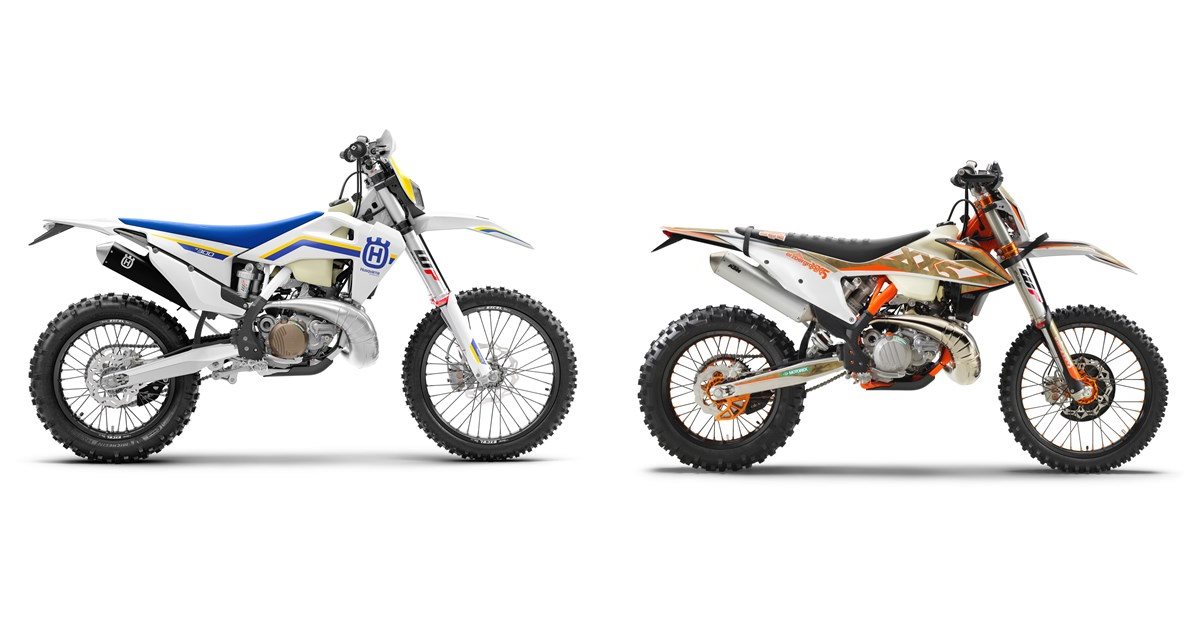 Motorrad Vergleich Husqvarna TE 300 Heritage 2023 vs. KTM 300 EXC TPI Erzberg Edition 2020