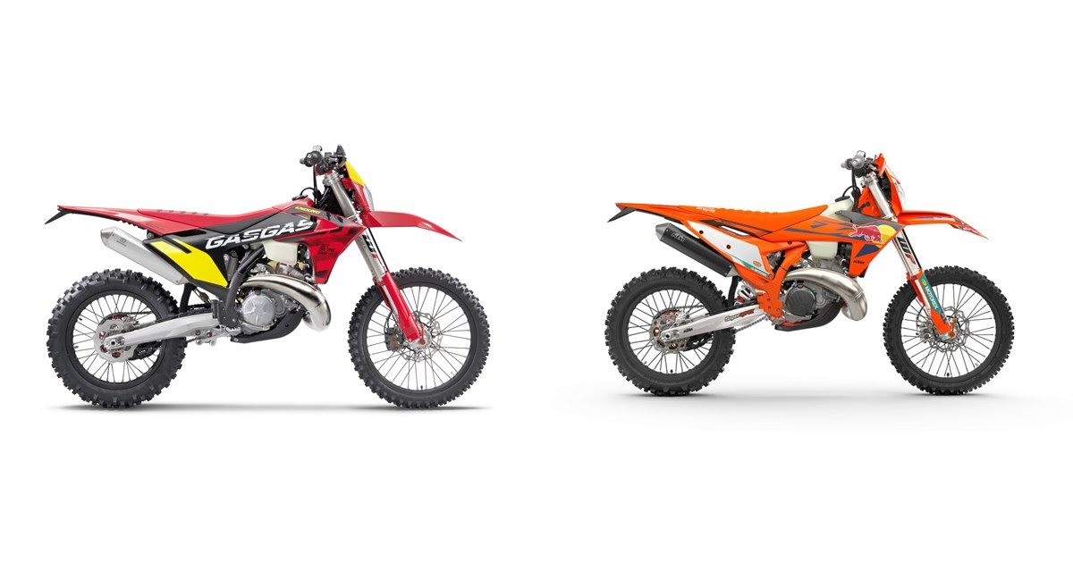 GASGAS EC 300 GP 2025 vs KTM 300 EXC CHAMPION EDITION 2025