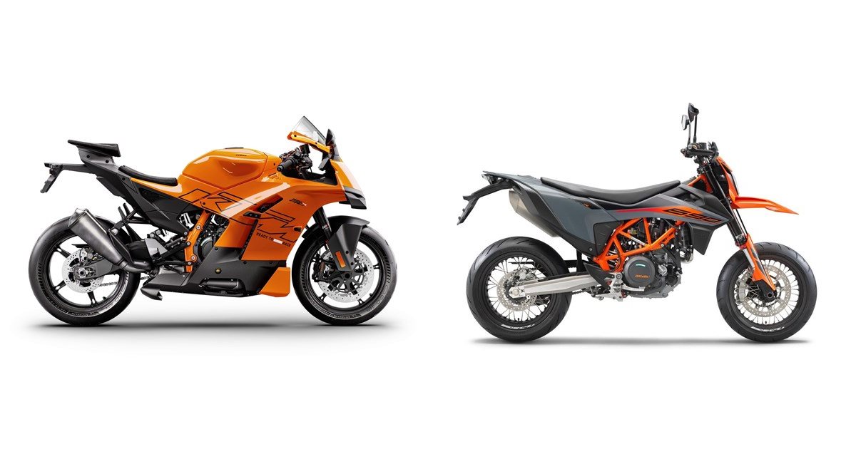 Comparaison des motos KTM 990 RC R 2026 VS. KTM 690 SMC R 2022