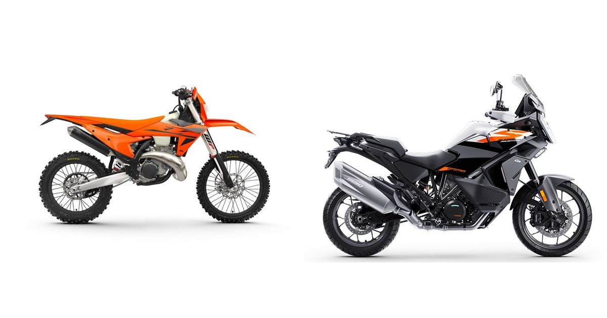 KTM 300 EXC 2025 vs KTM 1390 Super Adventure S 2026