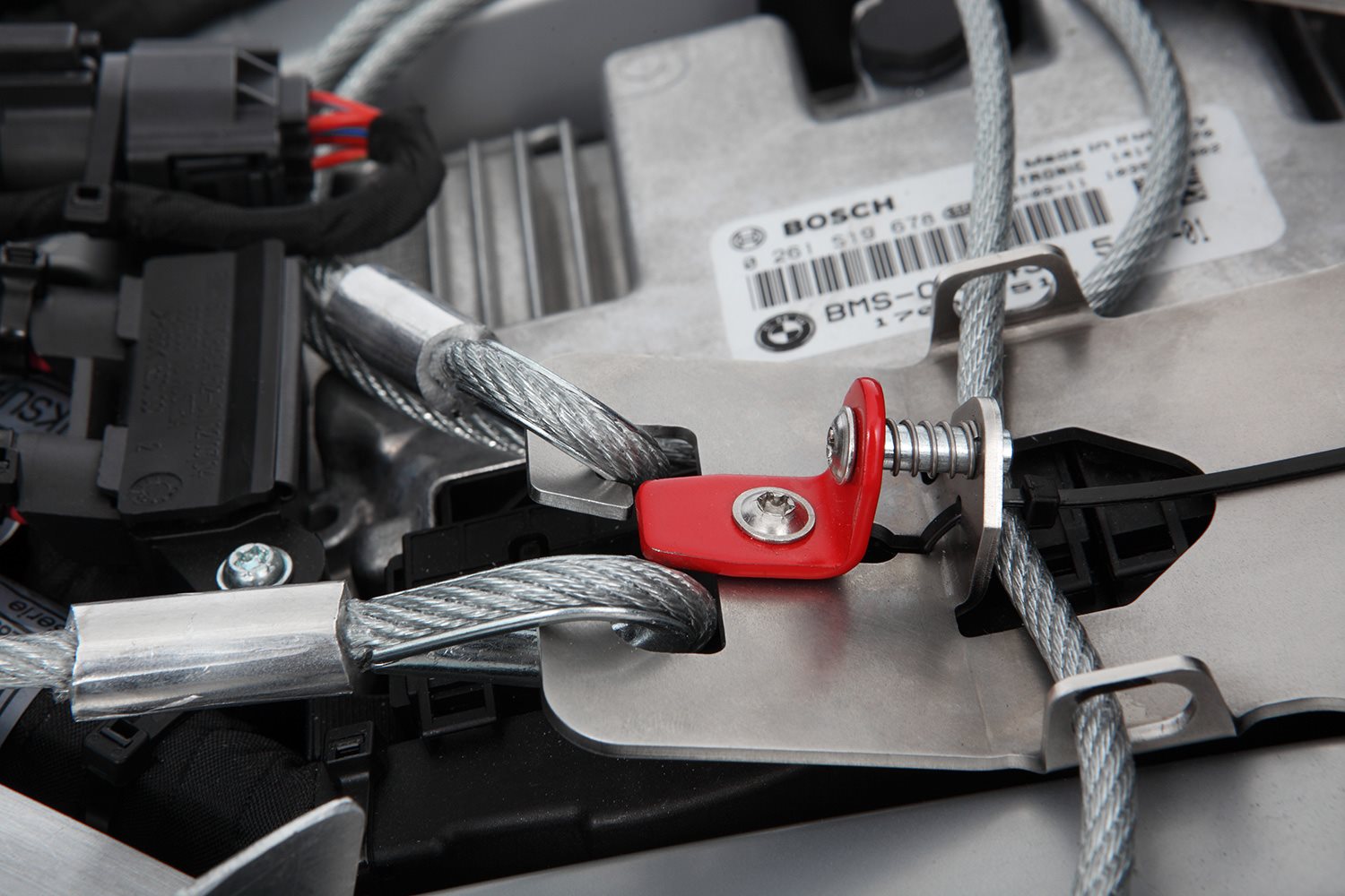 Helm-Diebstahlsicherung HELM-LOCK R 1250 RT- silber um 89,90 EUR ...