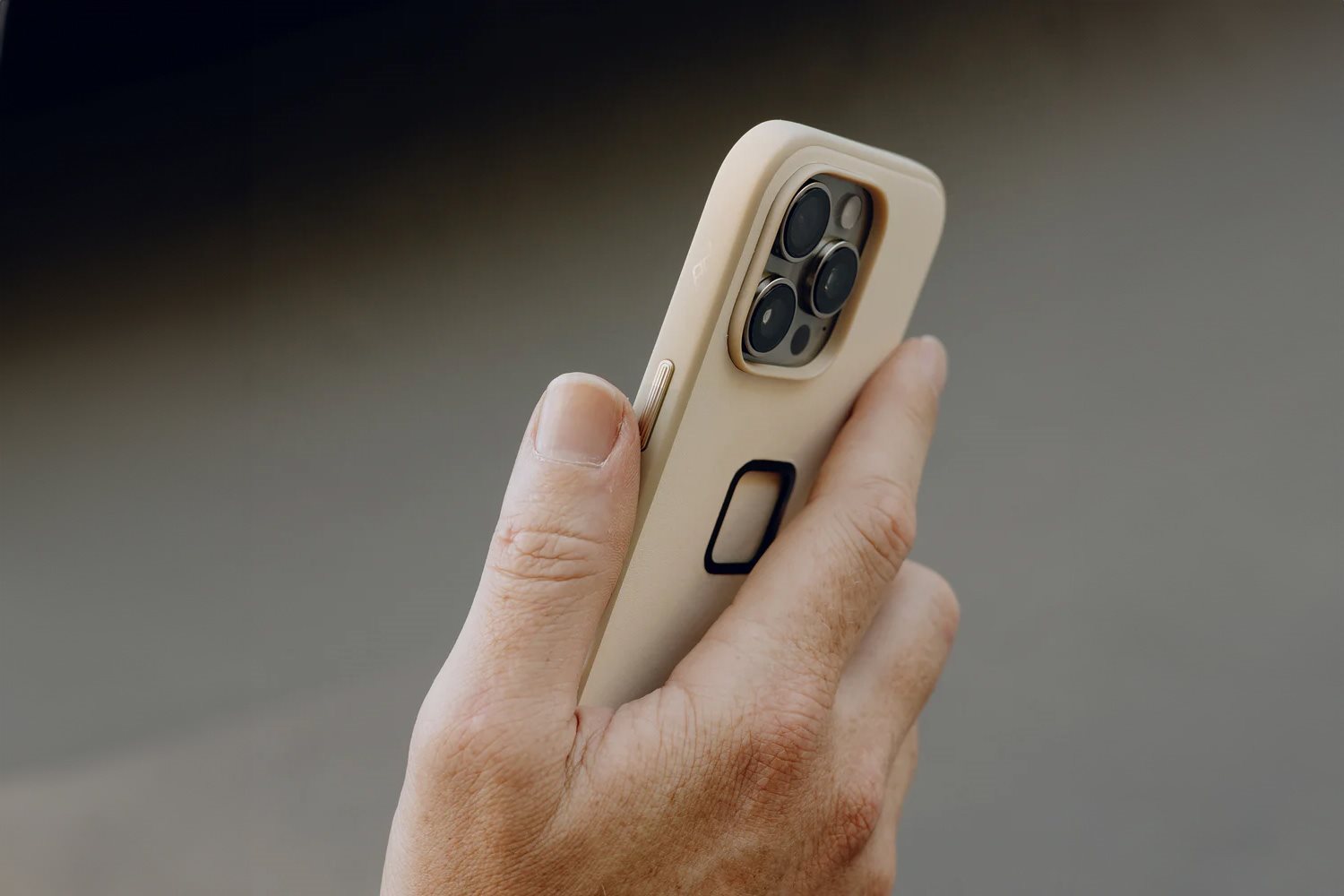 Peak Design Smartphone Schutzhülle Everyday Case - Bone Clarino ...