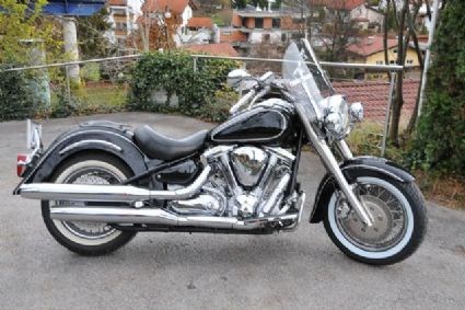 Umgebautes Motorrad Yamaha XV 1600 Wild Star von Atelier - 1000PS.at