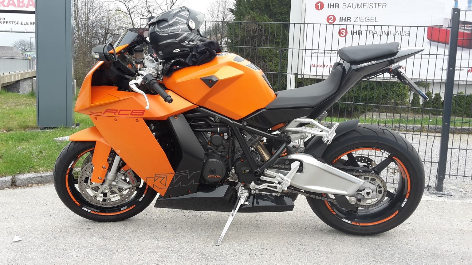 Umgebautes Motorrad KTM 1190 RC8 von Wuerger76 - 1000PS.ch