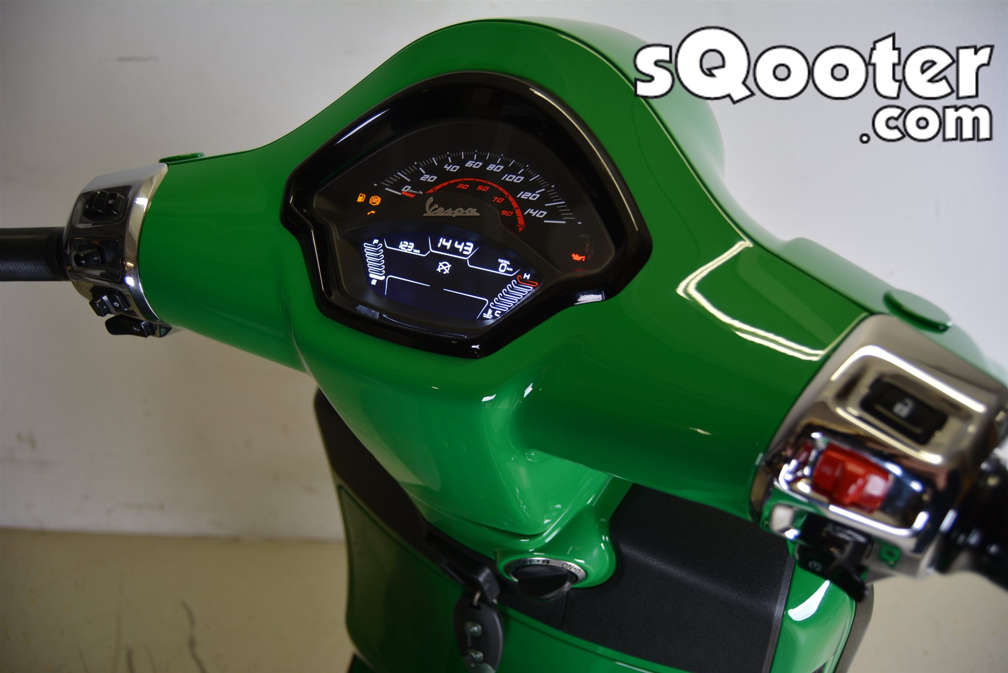 Umgebautes Motorrad Vespa GTS 300 i.e. Super Sport von sQooter.com ...