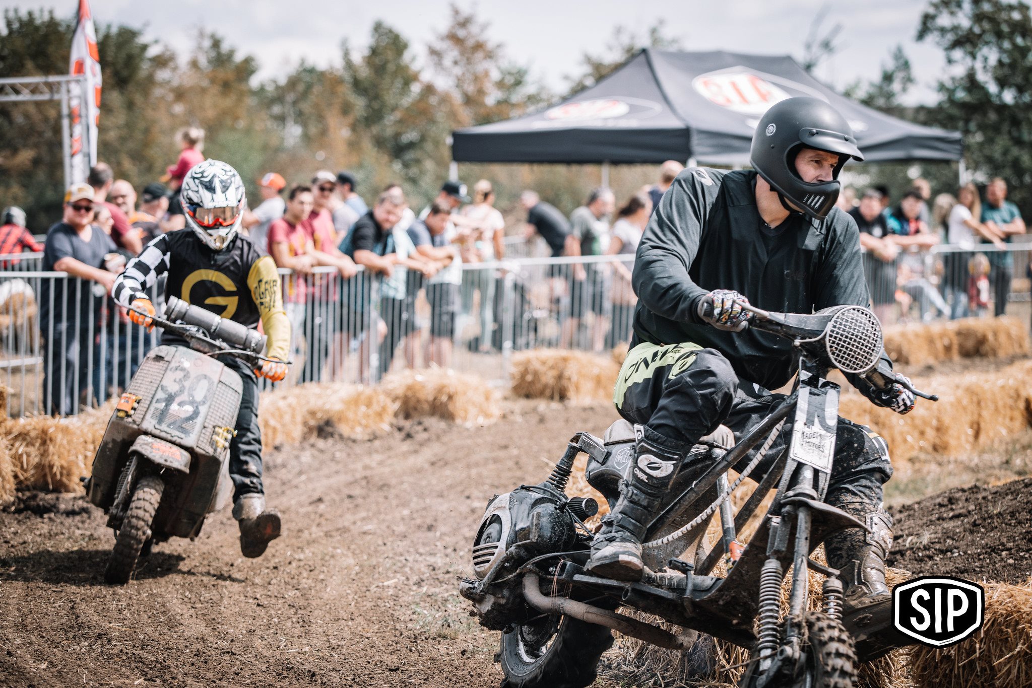 Vespa Scooter Cross Race MATSCHO KARATSCHO #3